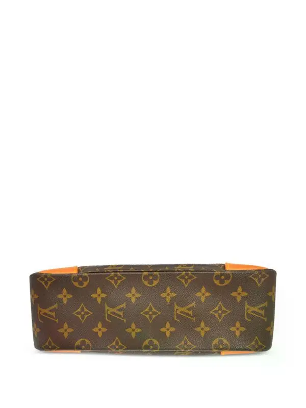 LOUIS VUITTON Boulogne Shoulder Bag