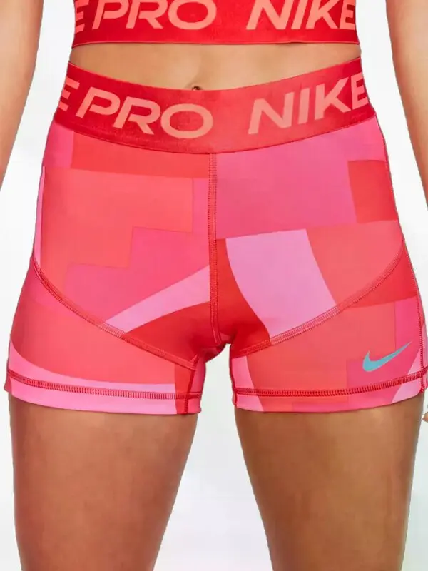 Nike Geometric Pattern Shorts - Pink