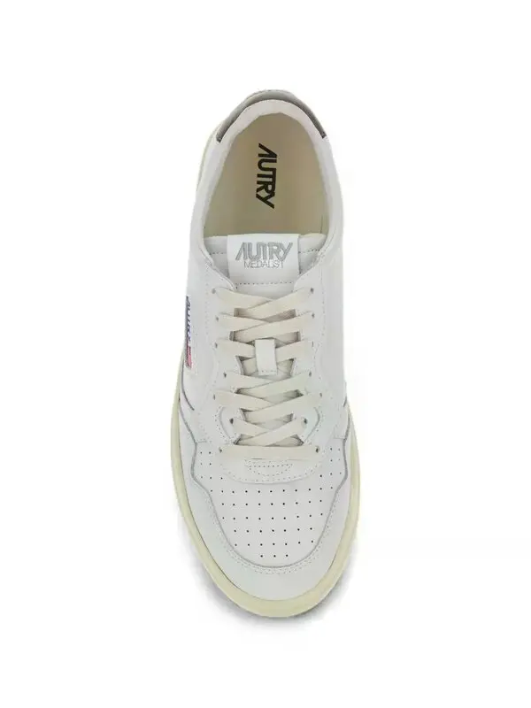 AUTRY Medalist Leather Sneakers - White