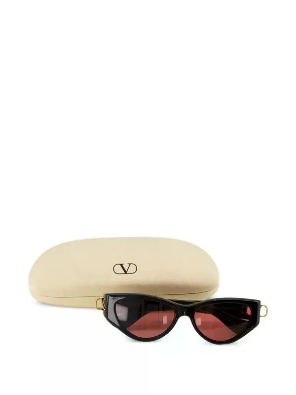 Valentino Garavani Vlogo Plaque Cat-eye Sunglasses