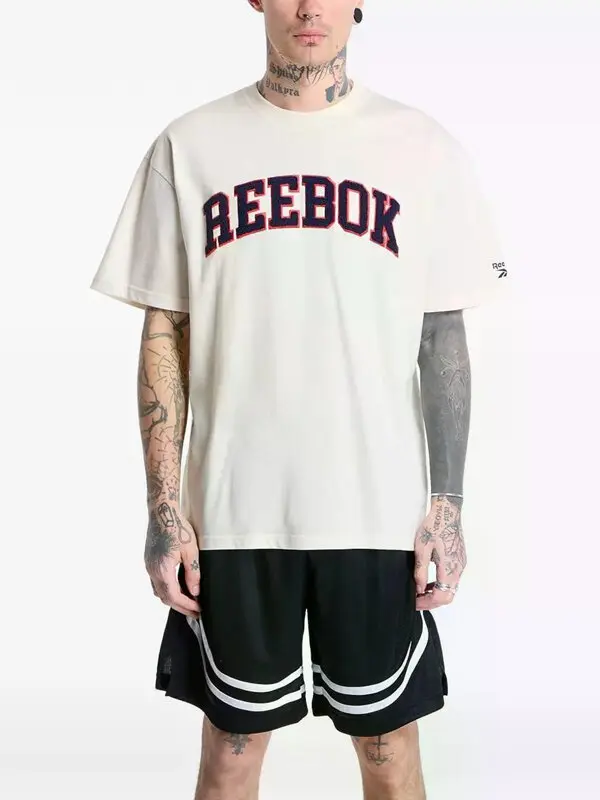 REEBOK Freshman Logo-patch T-shirt