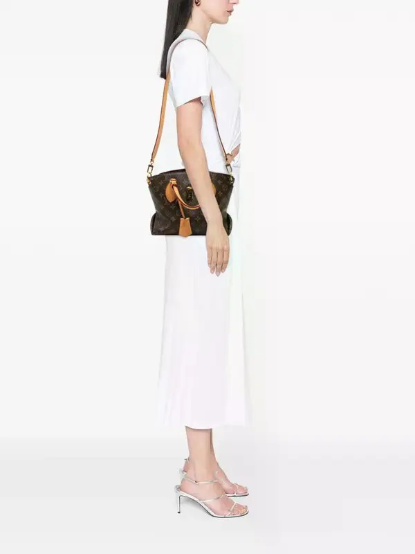 LOUIS VUITTON Monogram Flower Zipped Tote Pm Satchel - Brown