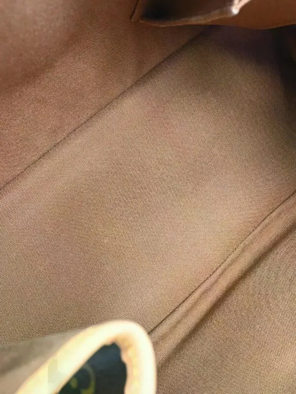 LOUIS VUITTON Monogram Batignolles Horizontal Tote Bag
