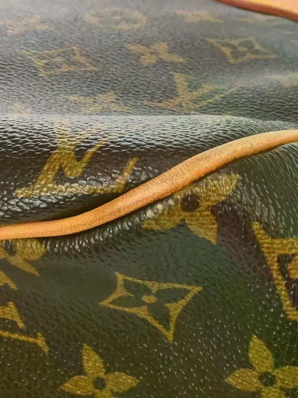 LOUIS VUITTON Monogram Batignolles Horizontal Tote Bag
