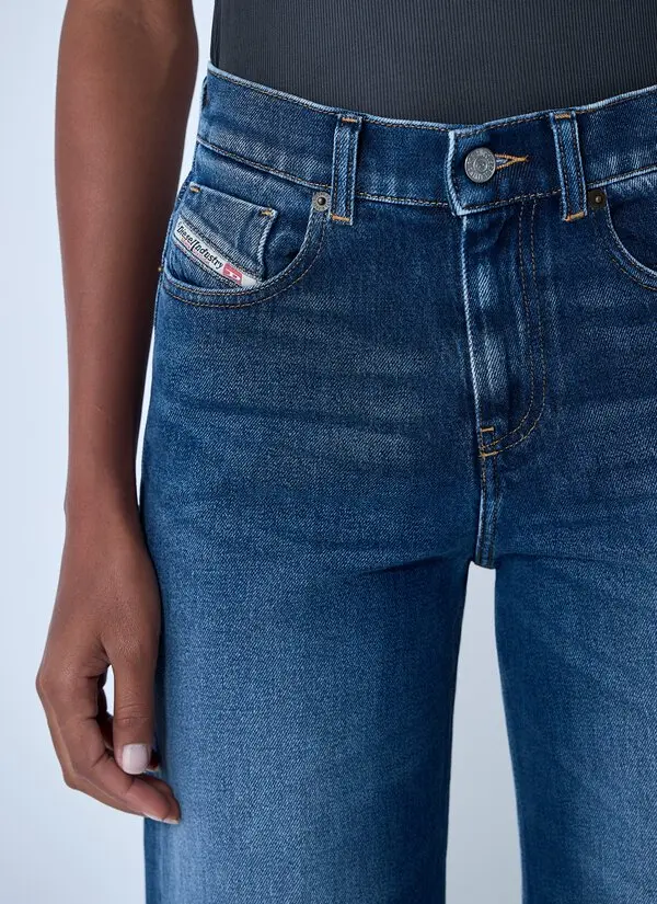 DIESEL® 1978 D-akemi Jeans
