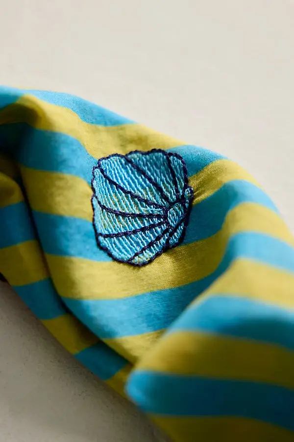 ELIZABETH GILLETT Embroidered Seashells Cotton Bandana - Blue