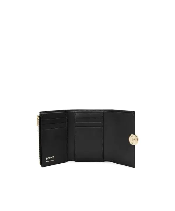 Loewe Pebble Small Vertical Wallet In Shiny Nappa Calfskin