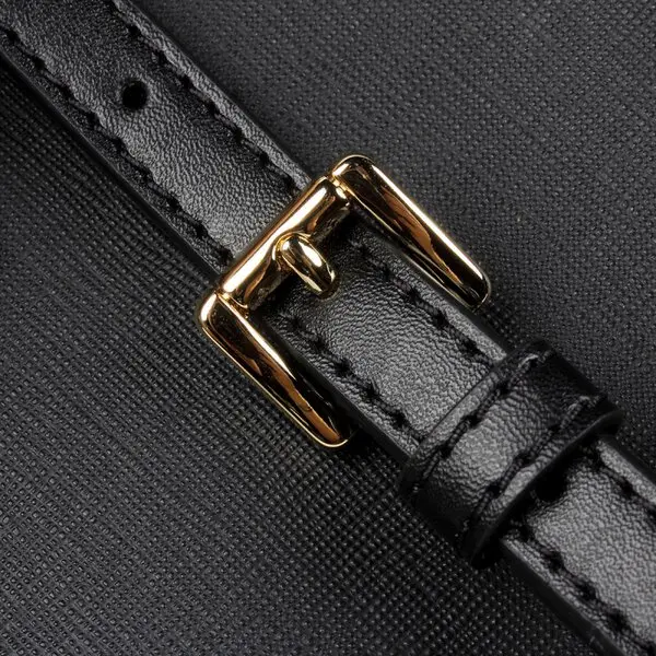 Michael Kors Sheila Shoulder Bag