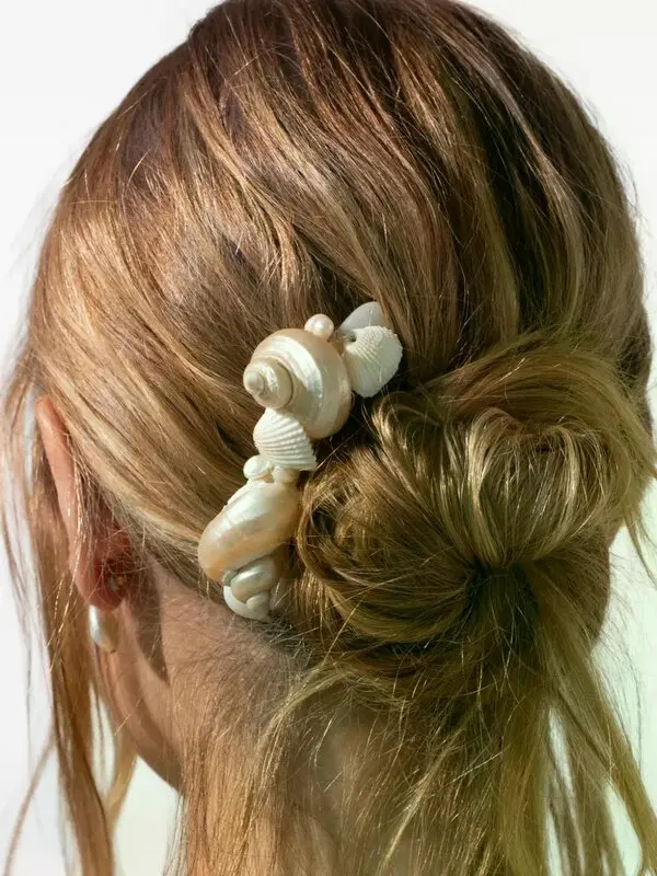 JENNIFER BEHR Martinique Hair Pin - Neutrals