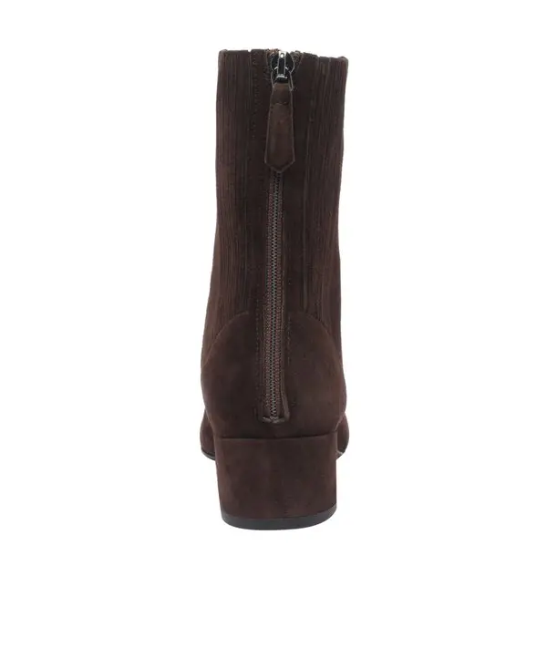 AQUAZZURA Honore Pointed Toe Boots