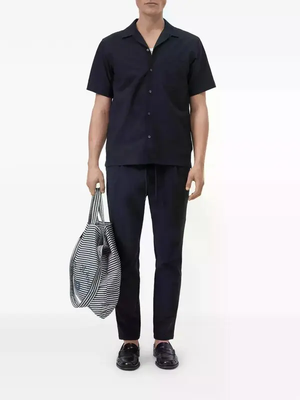 Closed Seersucker Short-sleeved Shirt