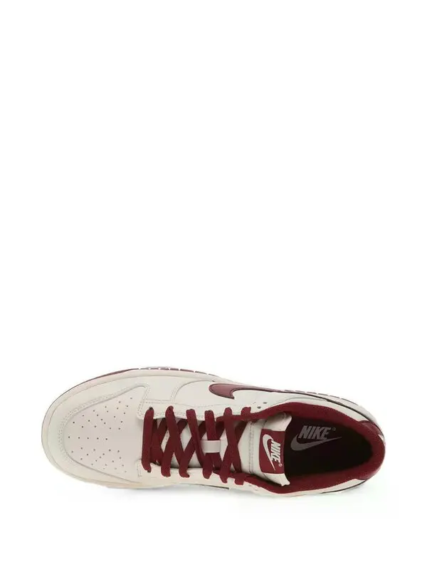 Nike Dunk Low Retro Sneakers