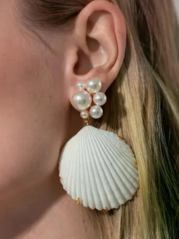 JENNIFER BEHR Sela Shell Pendant Earrings