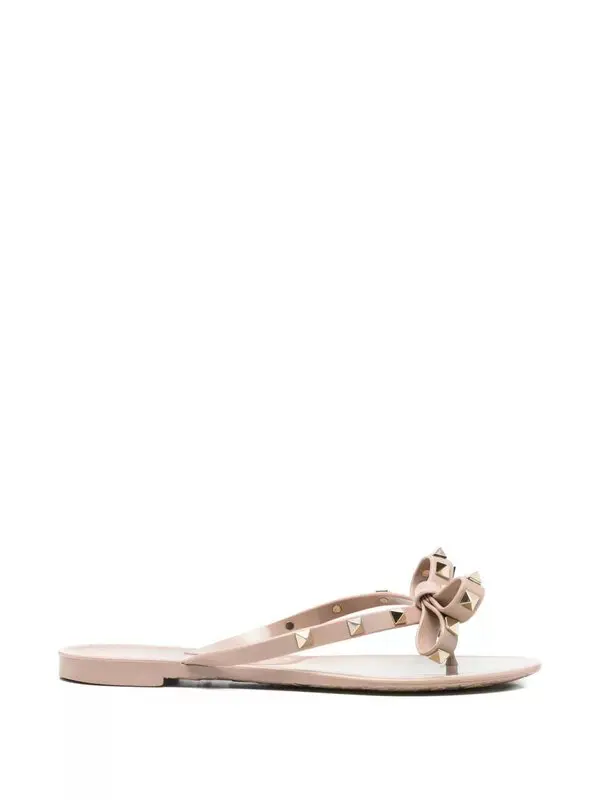 Valentino Garavani Rockstud Embellished Bow Detail Flip Flops - Neutrals