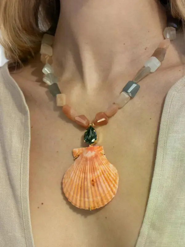 JENNIFER BEHR Syrena Shell Pendant Necklace - Neutrals
