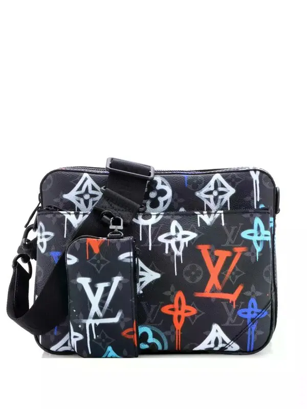 LOUIS VUITTON Trio Messenger Bag