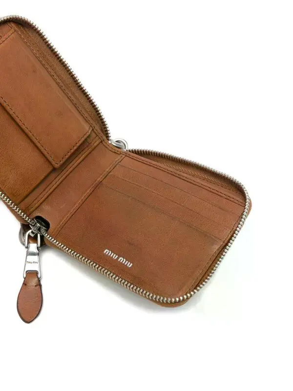 Miu Miu Logo-embossed Chain-strap Wallet