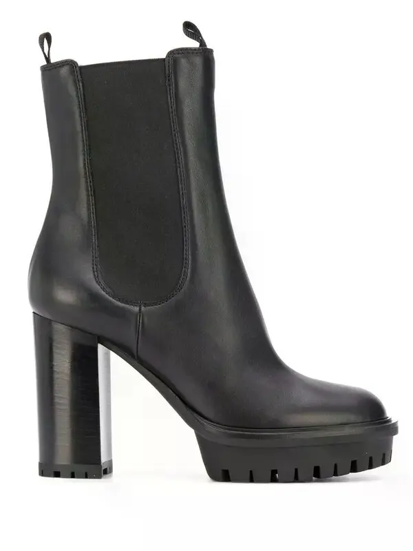 GIANVITO ROSSI Chester Ankle Boots