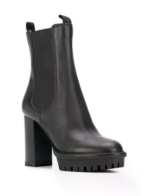 GIANVITO ROSSI Chester Ankle Boots