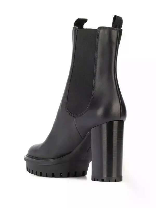 GIANVITO ROSSI Chester Ankle Boots