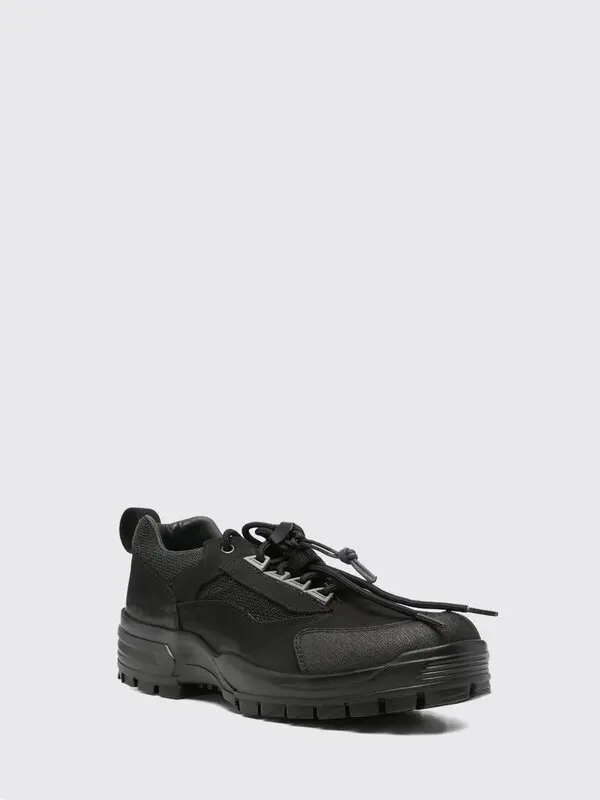 GR10K Sneakers