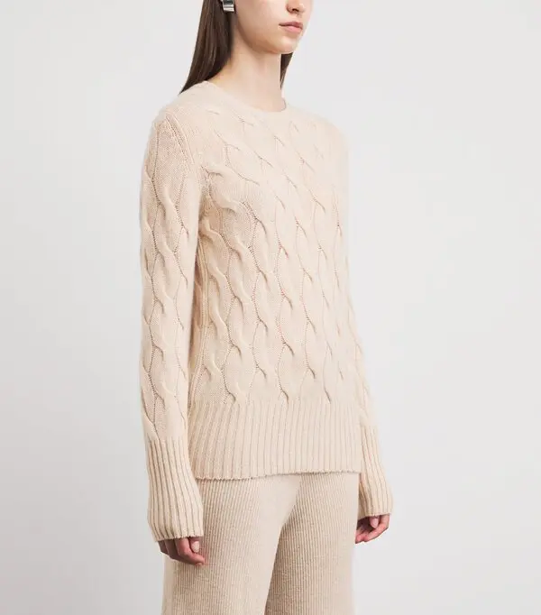 Johnstons Of Elgin Cashmere Cable Knit Sweater