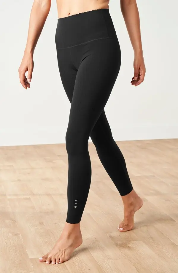 ELASTIQUE ATHLETICS Adorn Leggings - Black