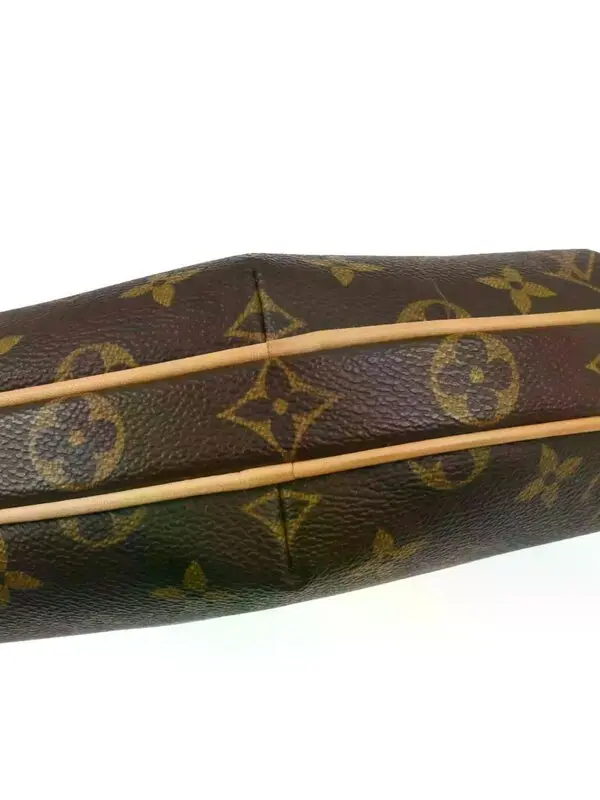 LOUIS VUITTON Monogram Croissant Pm Shoulder Bag