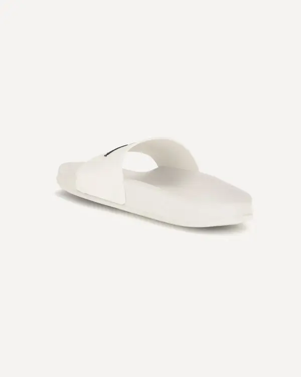 Fred Perry Rubber Slides With Embossed Logo