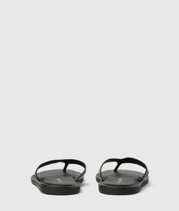 Karl Lagerfeld Kastor Iv Leather Slides - Black