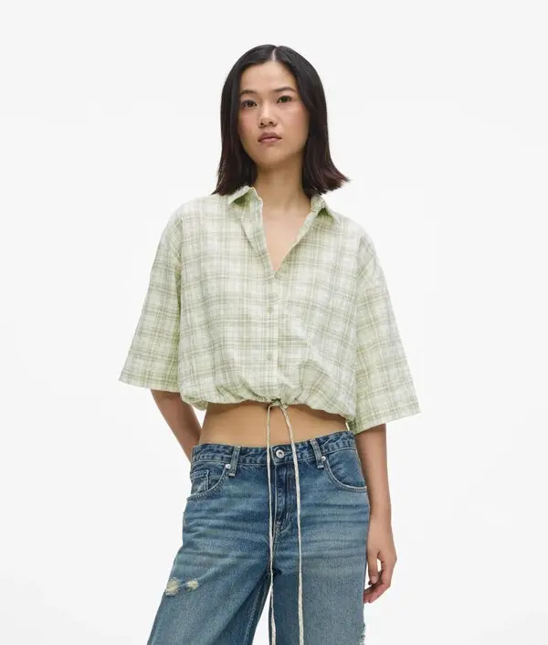 Karl Lagerfeld Boxy Checked Cropped Blouse - Small Tea Checkered Print