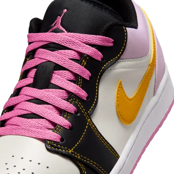JORDAN 1 Low Se Athletic Sneakers - Black