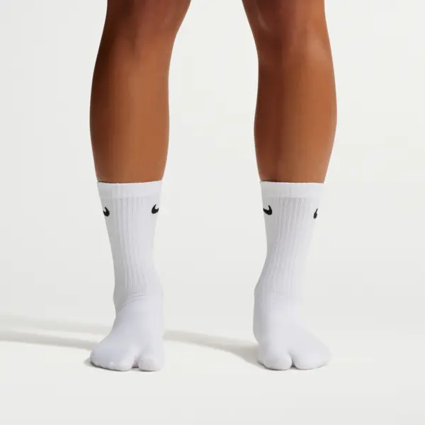 Nike Everyday Plus Lightweight Split-toe Crew Socks