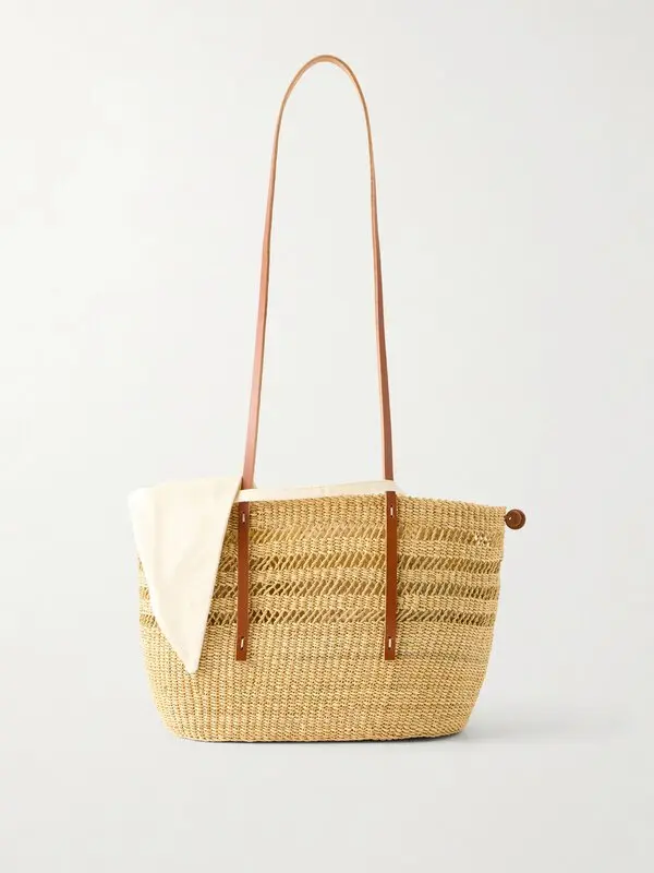 Muuñ Muñ Bicro M Woven Straw Tote