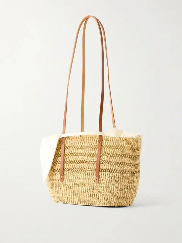 Muuñ Muñ Bicro M Woven Straw Tote