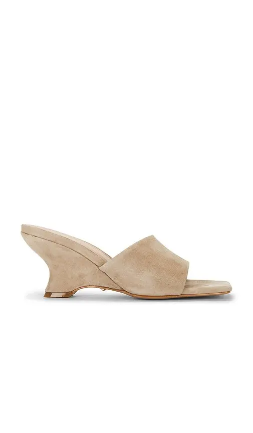 Raye Madalena Wedge In Tan - Light Tan