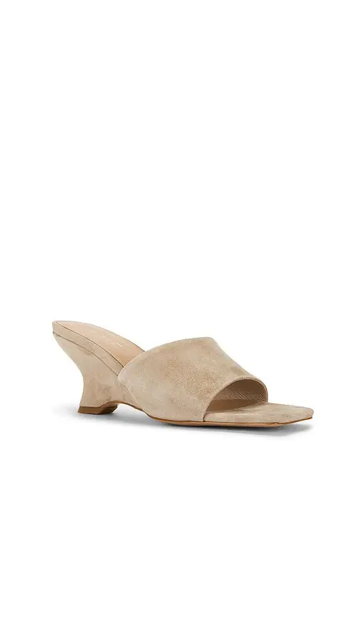 Raye Madalena Wedge Sandal In Tan Suede
