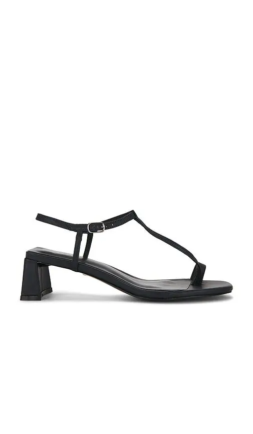 Raye Noa Sandal In Navy - Dark Navy