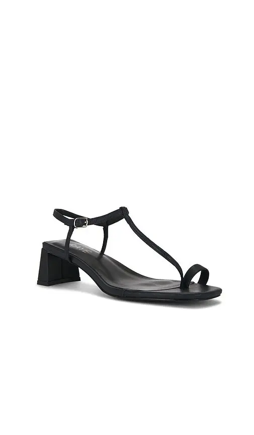 Raye Noa Sandal
