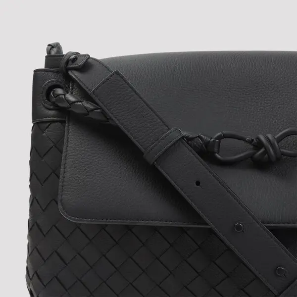 Bottega Veneta Andiamo Intrecciato Messenger Bag