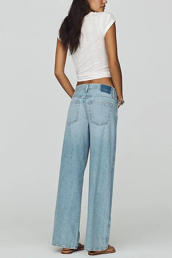 AMO Regina Mid-rise Straight-leg Jeans