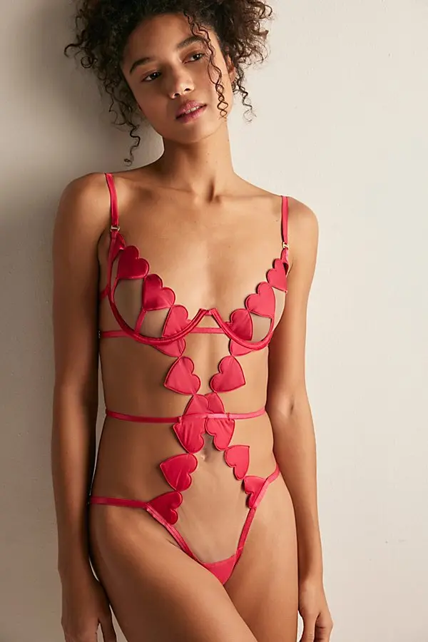 Bluebella Gia Open Heart Wired Bodysuit - Virtual Pink