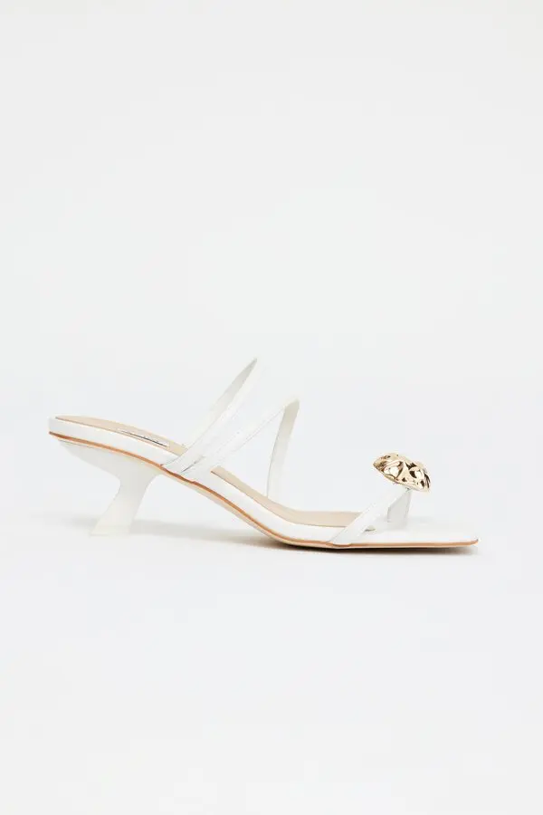 Acler Gateside Low Heel With Gold Toe Detail - Ivory