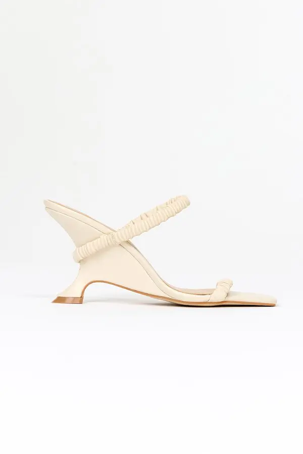 Acler Hanwright Wedge Sandals - Vanilla