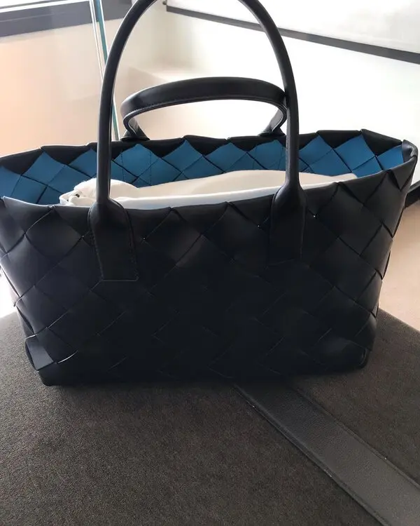 Bottega Veneta Maxi Knitted Handbag
