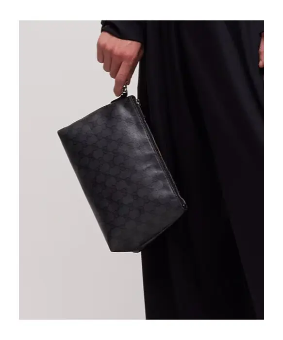 Gucci Essence Classic Small Pouch Bag With Monogram