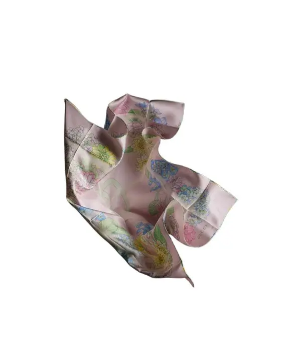 Gucci Printed Silk Twill Carr