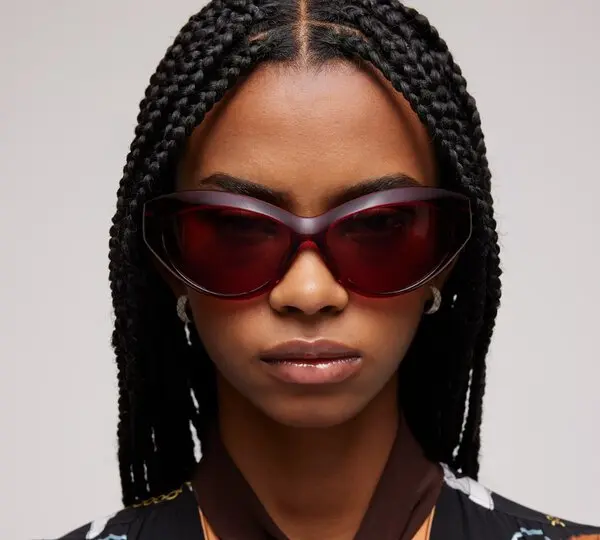 Gucci Cat Eye Frame Sunglasses - Red