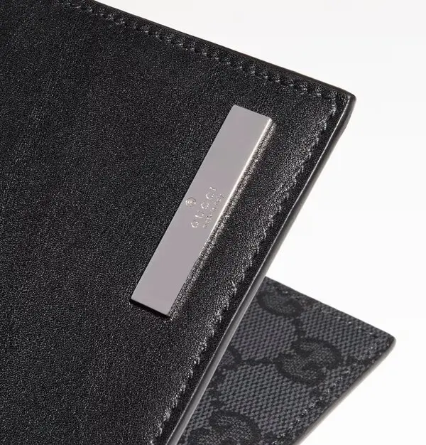 Gucci Bi-fold Wallet With Metal Tag