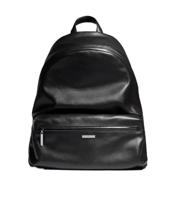 Gucci Leather Backpack With Engraved Tag - Black